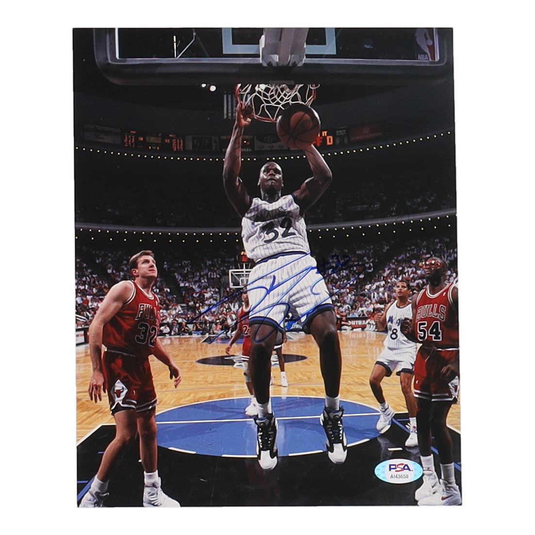 Shaquille O'Neal Signed Magic 8x10 Photo (PSA) | Pristine Auction