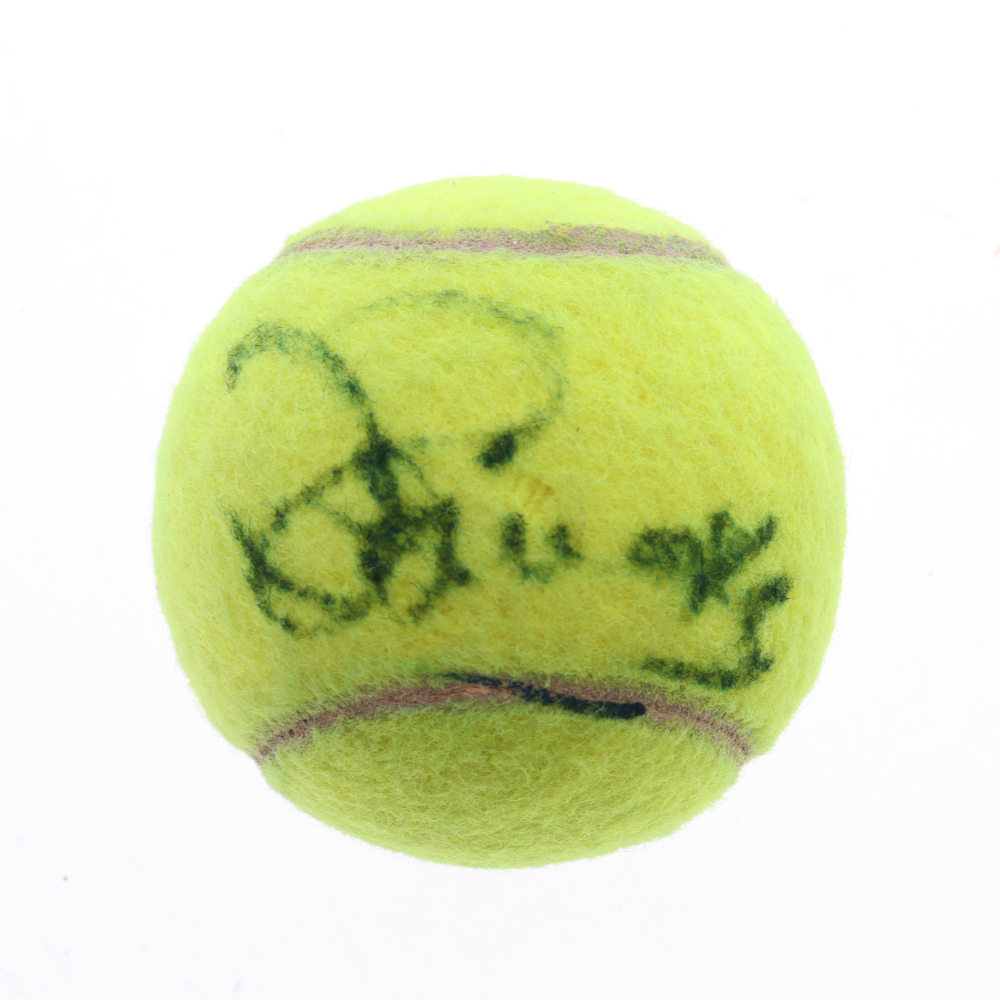 Lindsay Davenport Signed Tennis Ball (Beckett) | Pristine Auction