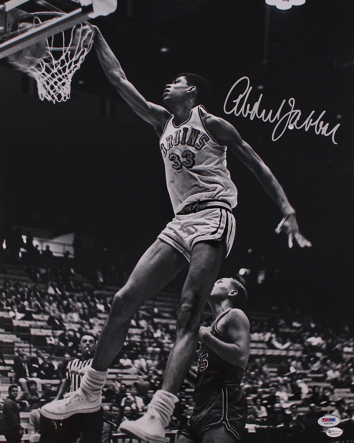 Kareem Abdul Jabbar Signed UCLA 16x20 Photo (PSA COA) | Pristine Auction