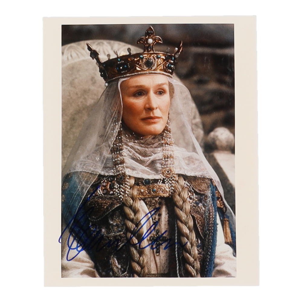 Glenn Close Signed "Hamlet" 8x10 Photo (ACOA) | Pristine Auction