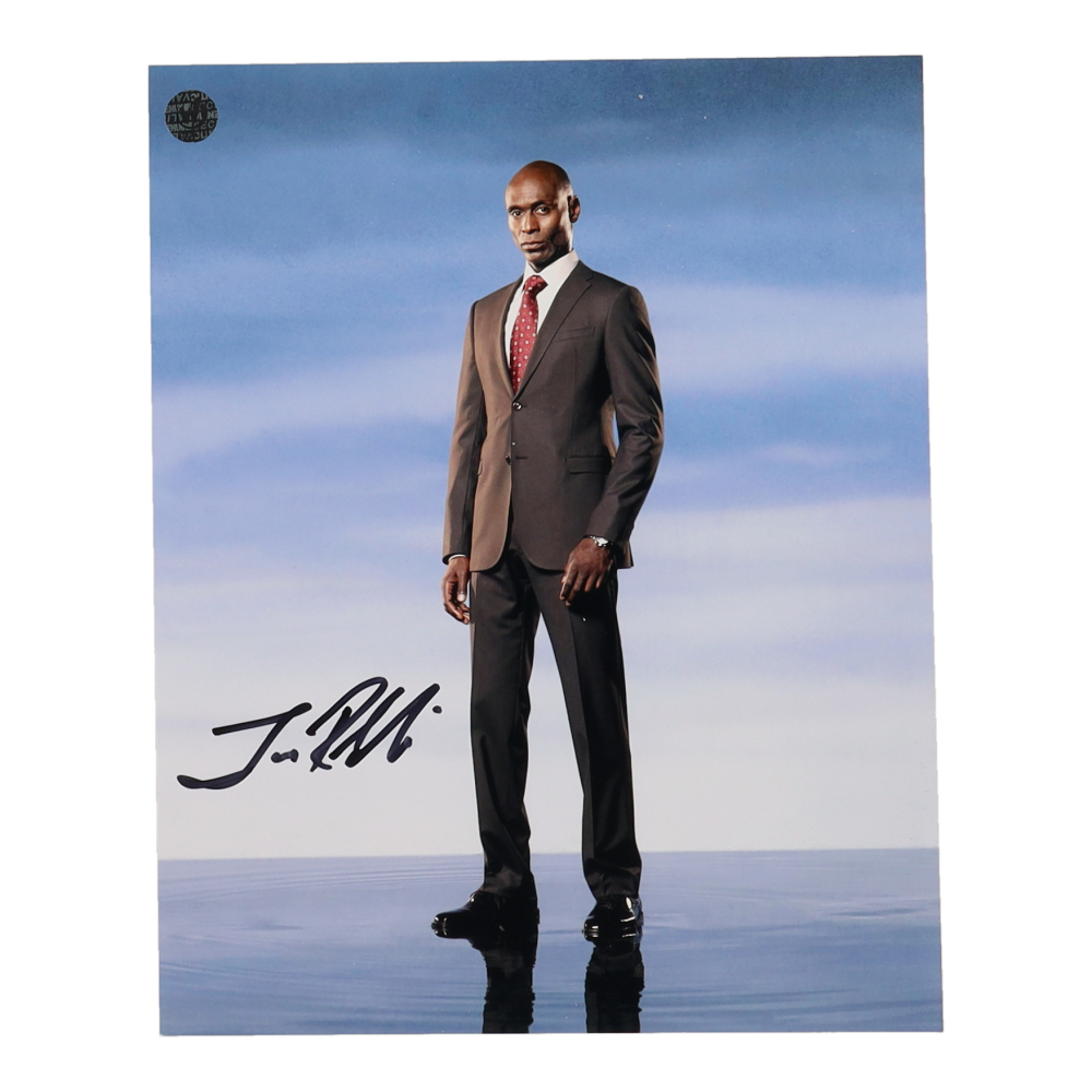 Lance Reddick Signed "Fringe" 8x10 Photo (ACOA) | Pristine Auction