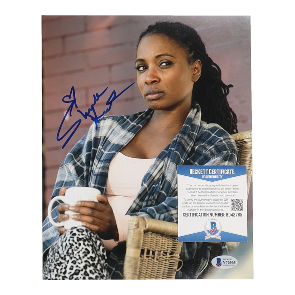 Shanola Hampton Signed 8x10 Photo (Beckett) | Pristine Auction