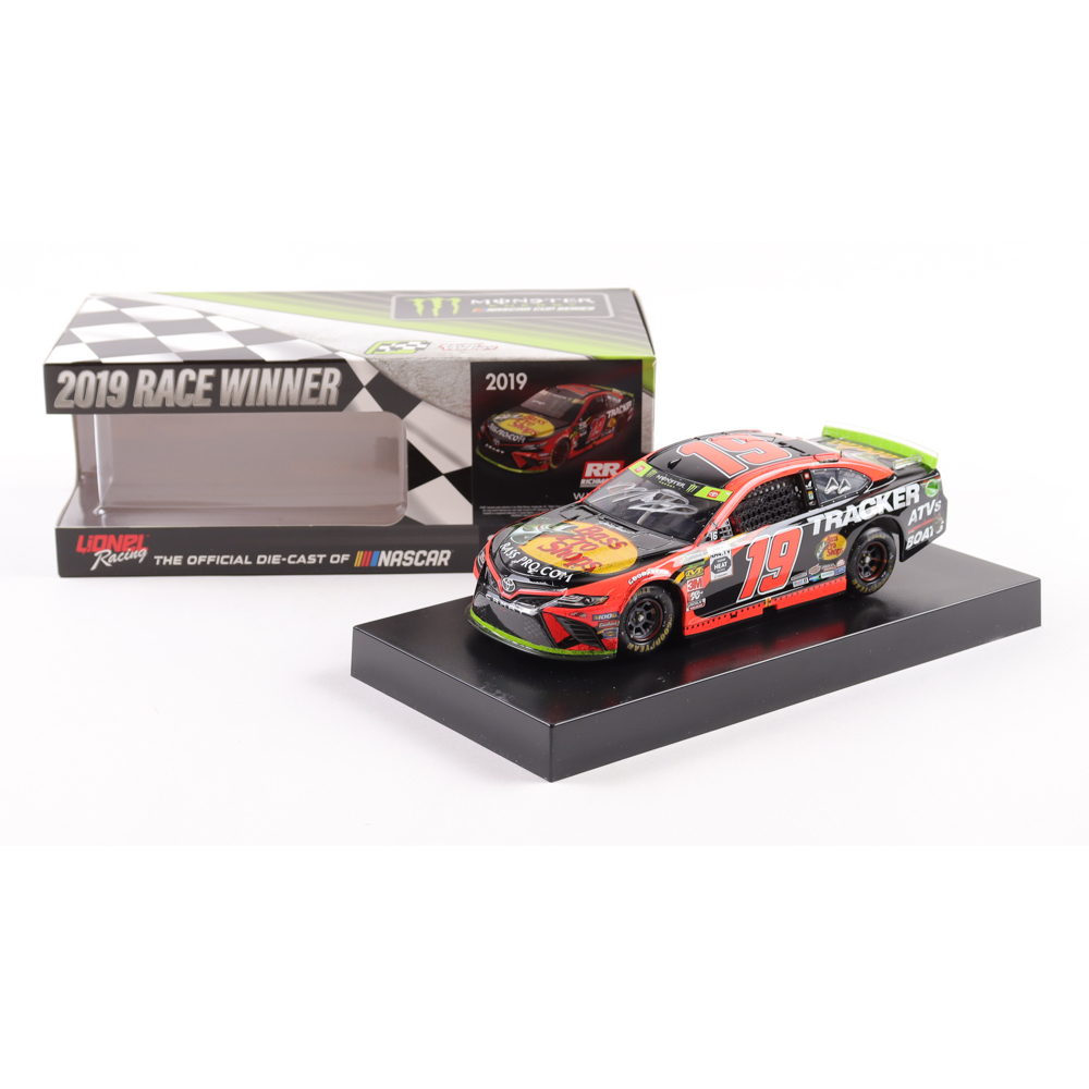 Martin Truex Jr. Signed 2021 NASCAR #19 Bass Pro Shops Phoenix Win - 1: ...