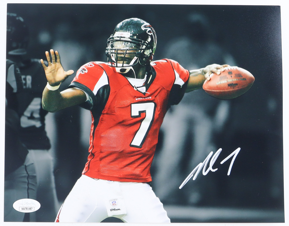 Michael Vick Signed Falcons 8x10 Photo (JSA) | Pristine Auction
