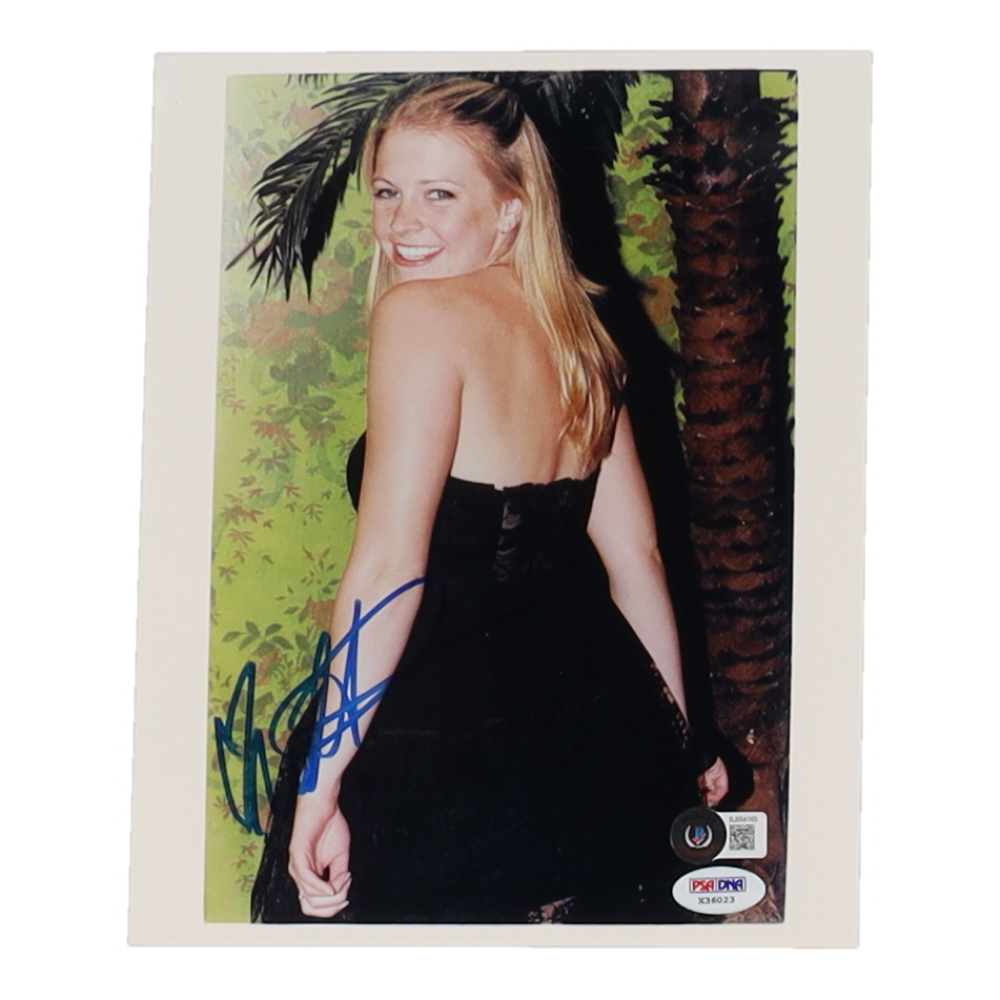 Melissa Joan Hart Signed 8x10 Photo (PSA & Beckett) | Pristine Auction