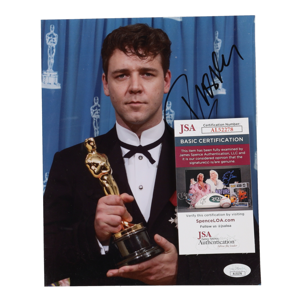 Russell Crowe Signed 8x10 Photo (JSA) | Pristine Auction