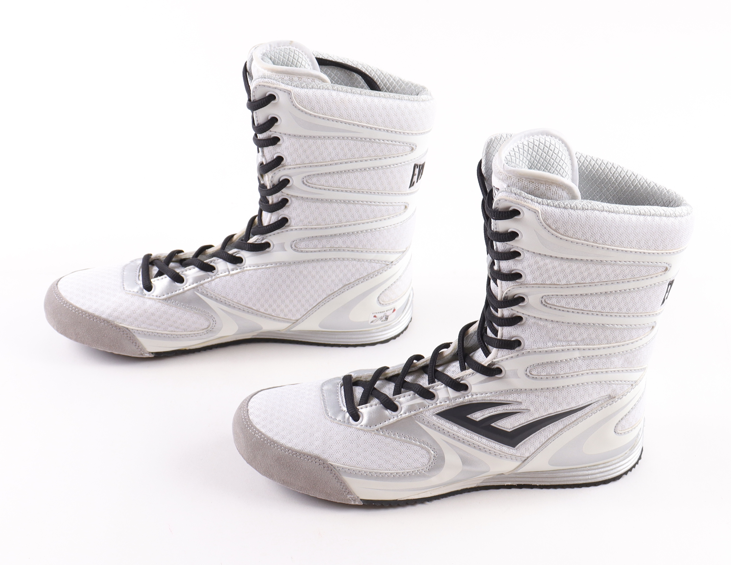 Mike Tyson Signed Everlast Boxing Boots (JSA & Tyson) | Pristine Auction