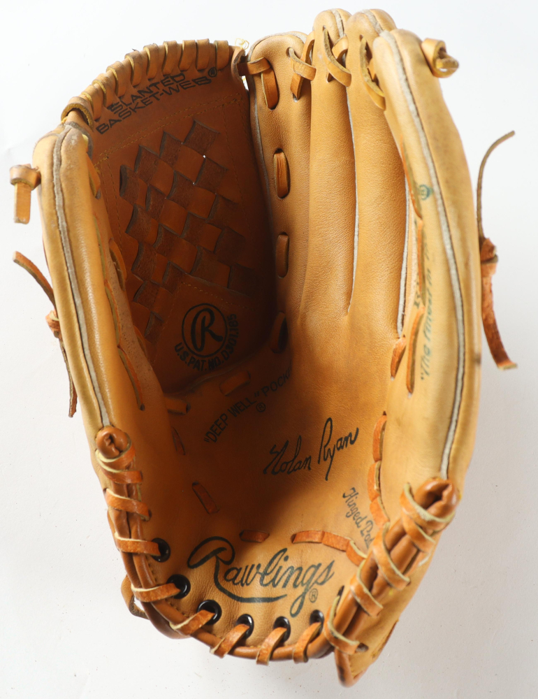 Robin Yount Signed Rawlings Baseball Glove with Acrylic Display Case ...