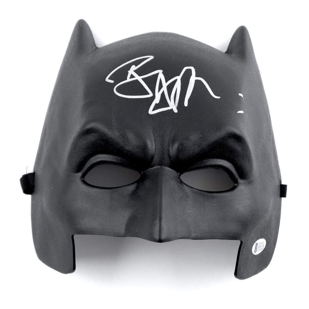 Ben Affleck Signed "Batman V Superman" Batman Mask (Beckett) | Pristine ...