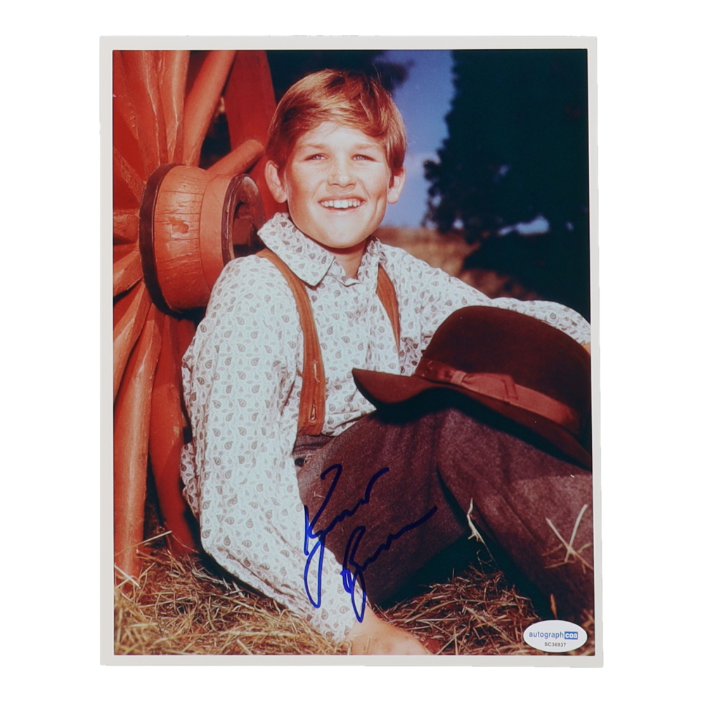 Kurt Russell Signed "Follow Me, Boys!" 8x10 Photo (ACOA) | Pristine Auction