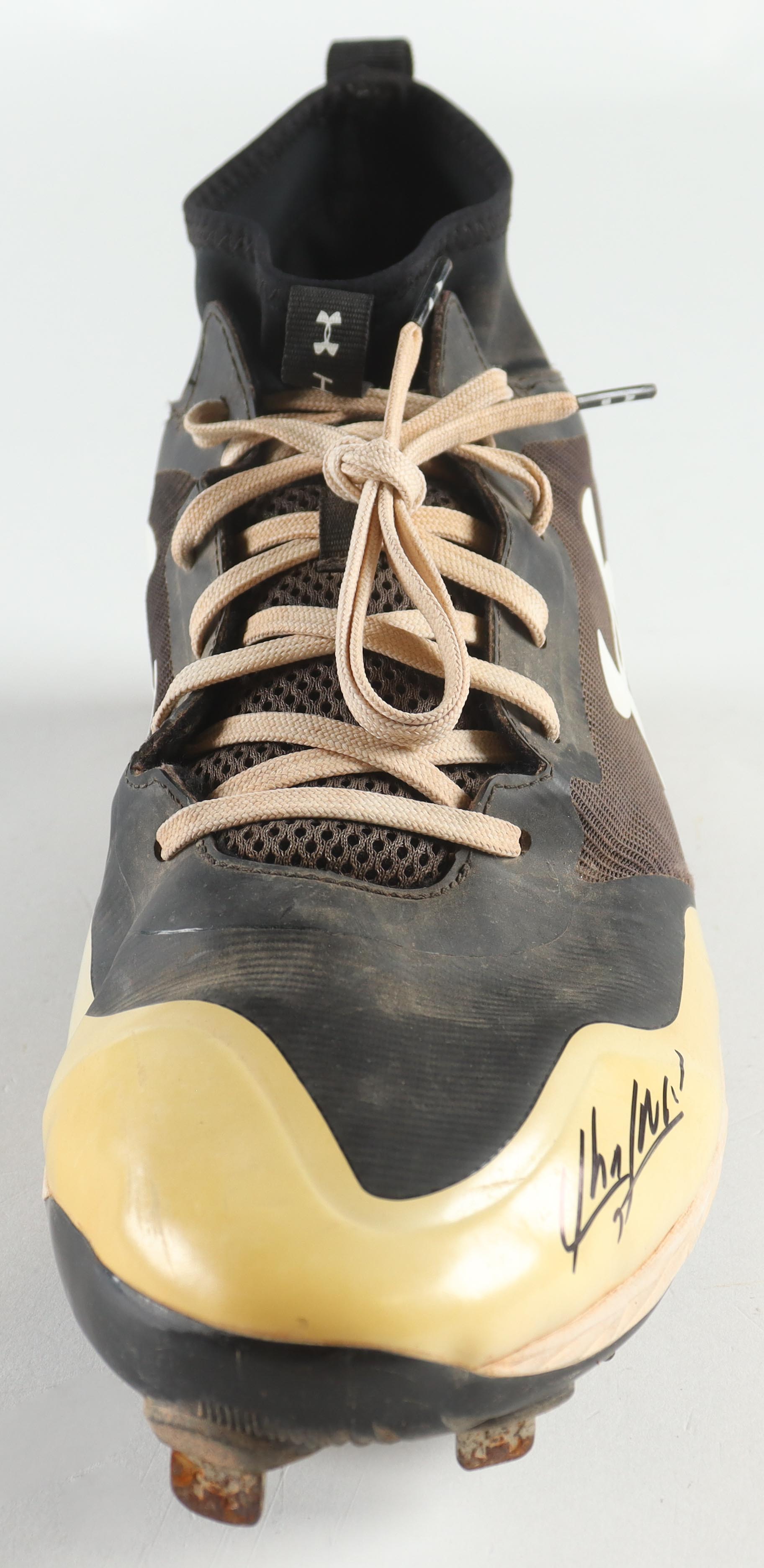 Aroldis Chapman Signed Under Armour Baseball Cleat (JSA) | Pristine Auction
