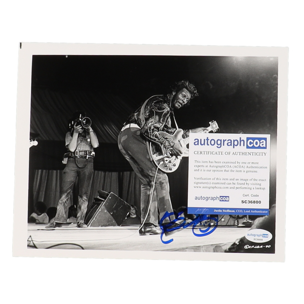 Chuck Berry Signed 8x10 Photo (ACOA) | Pristine Auction