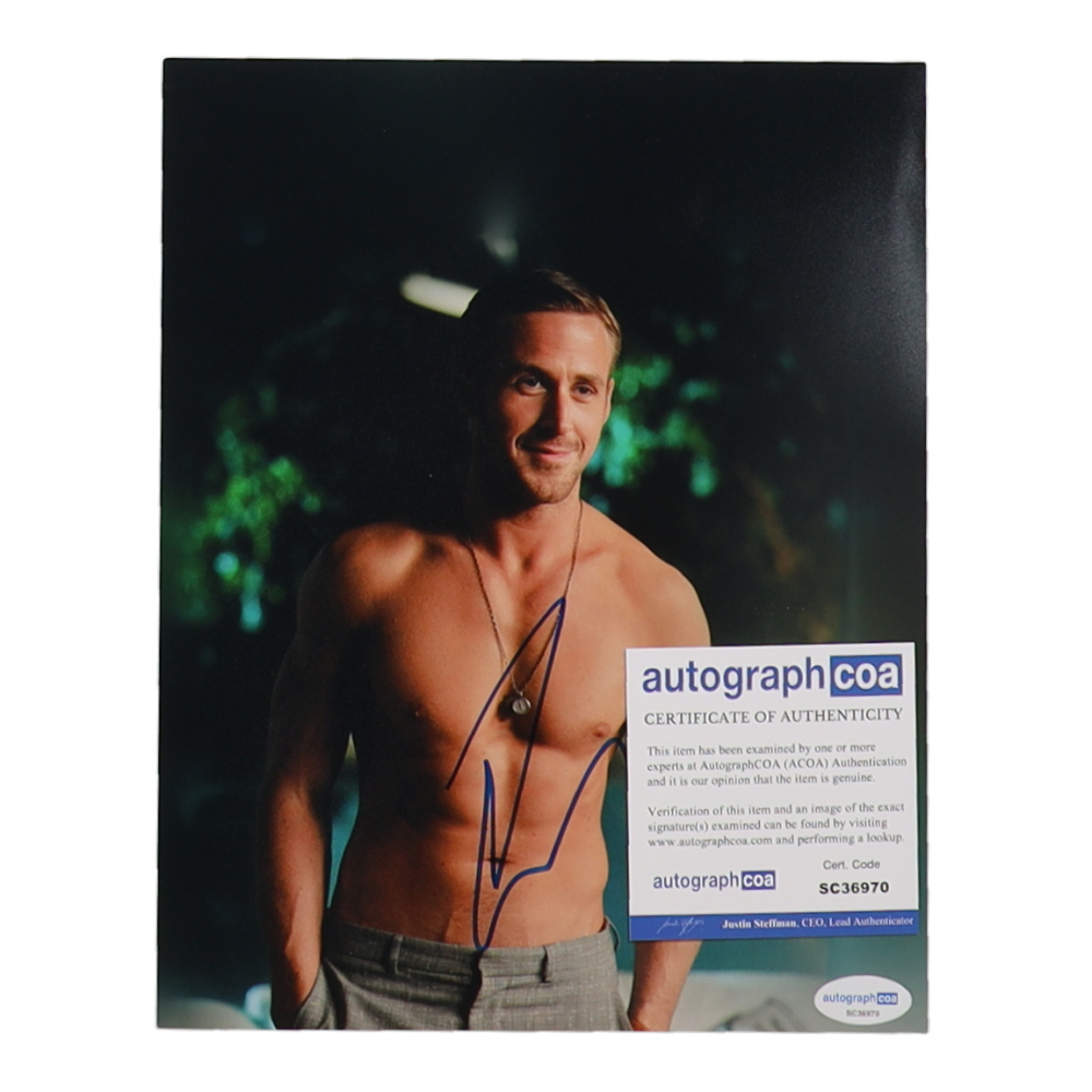 Ryan Gosling Signed 8x10 Photo (AutographCOA) | Pristine Auction