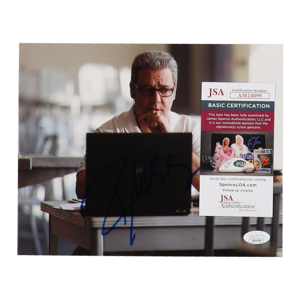 Russell Crowe Signed 8x10 Photo (JSA) | Pristine Auction