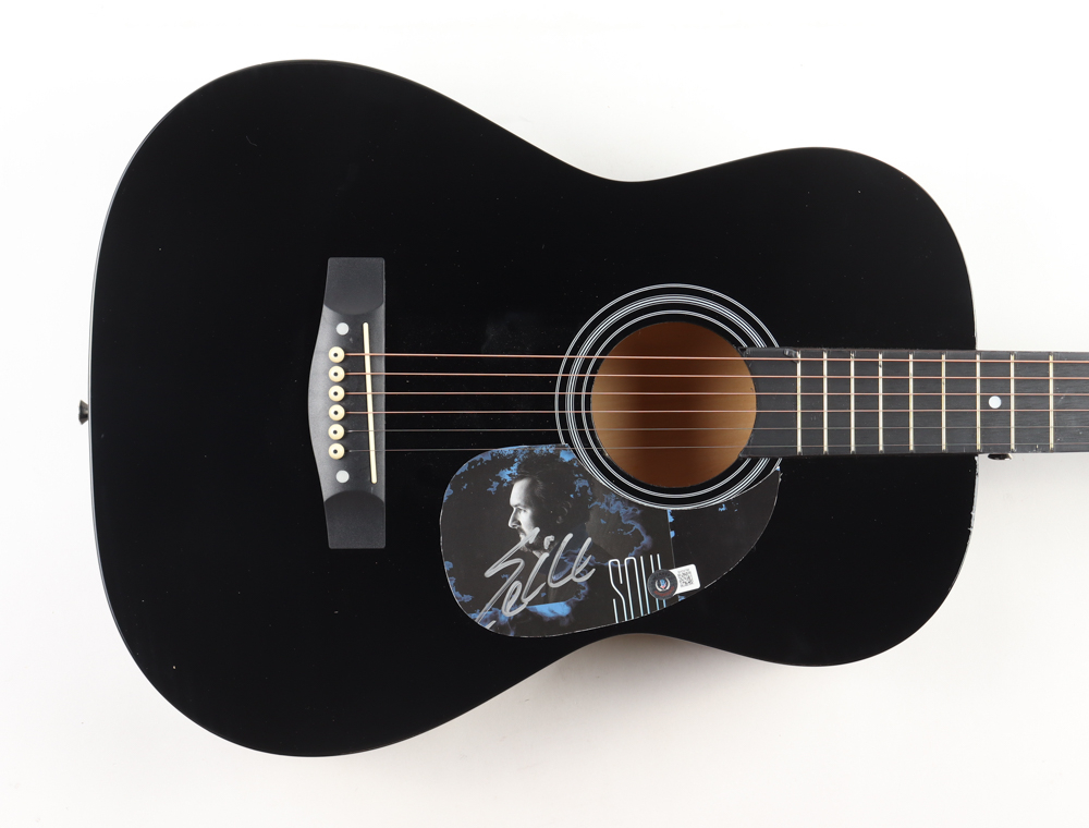 Eric Church Signed 39" Acoustic Guitar (Beckett) | Pristine Auction