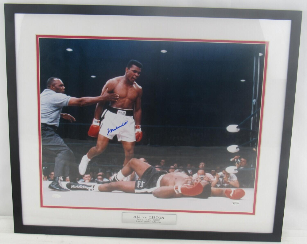 Muhammad Ali Signed 22x26 Custom Framed Photo Display (Steiner ...