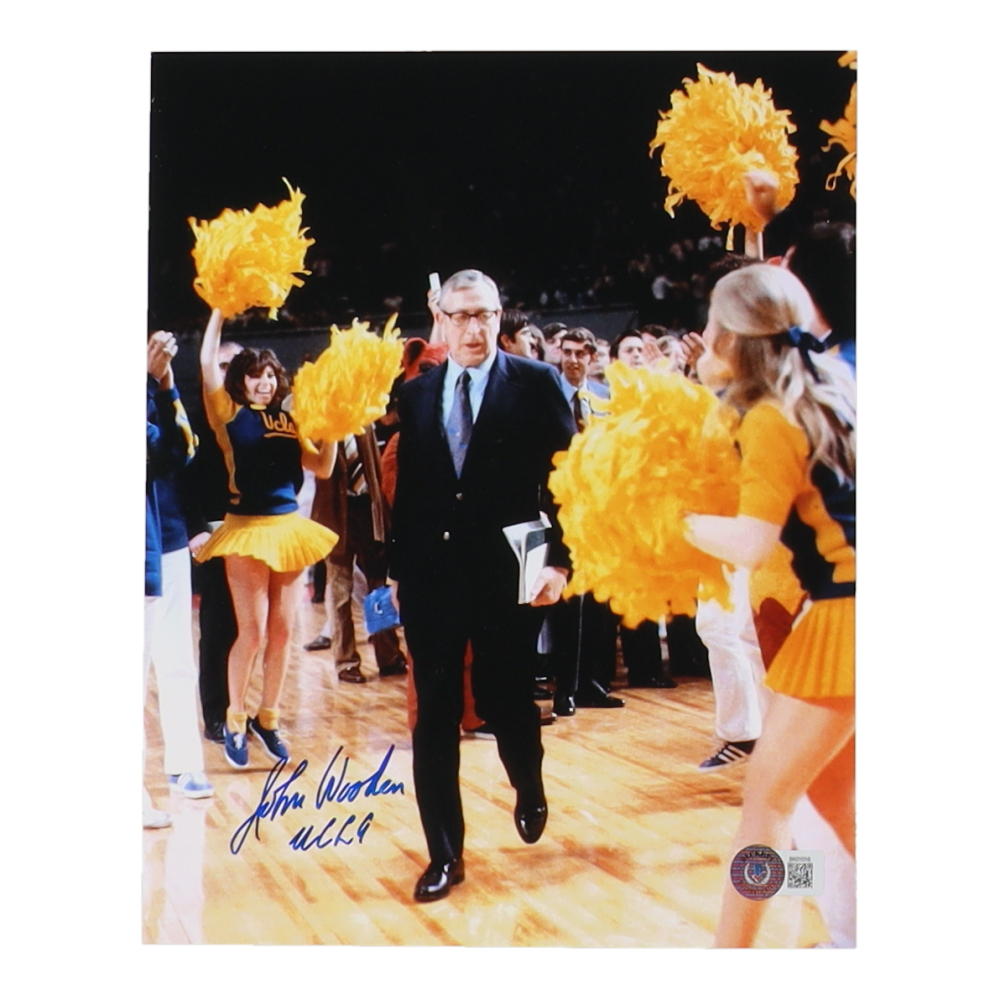 John Wooden Signed UCLA Bruins 8x10 Photo Inscribed "UCLA" (Beckett ...