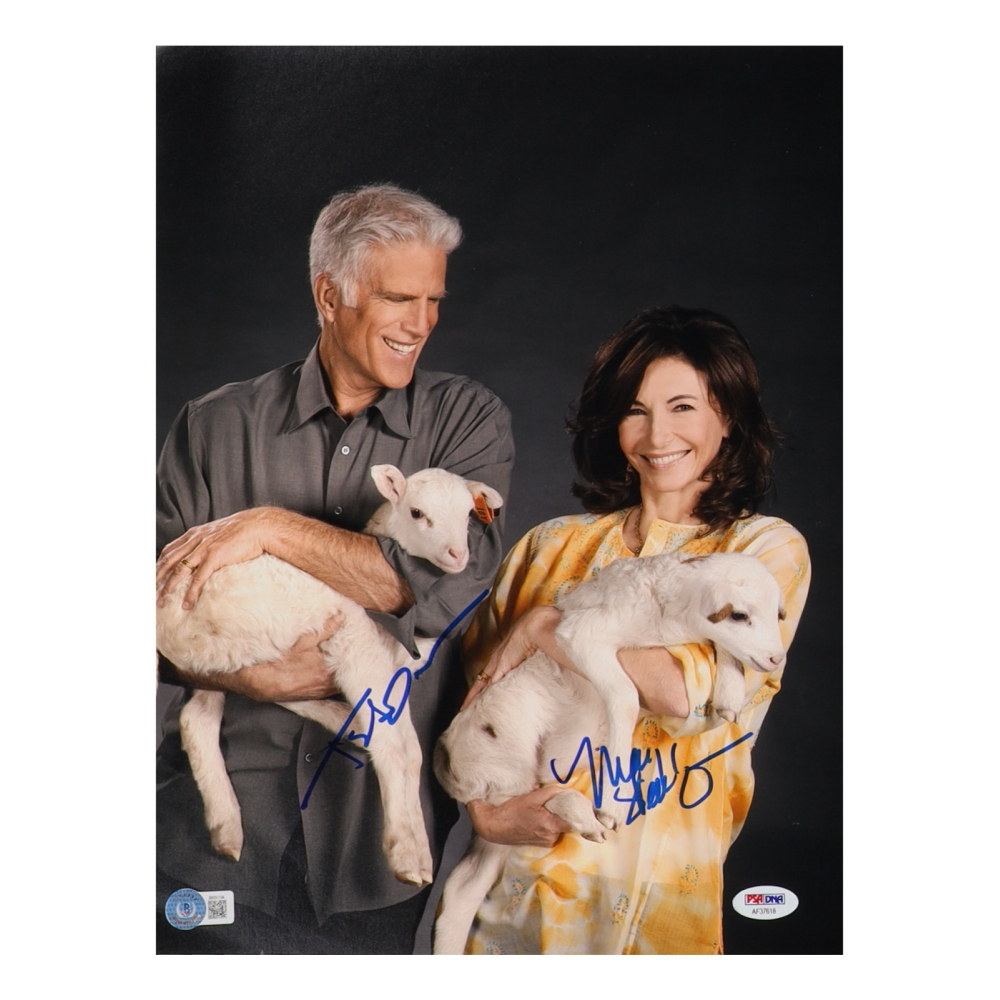 Ted Danson & Mary Steenburgen Signed 11x14 Photo (PSA & Beckett ...