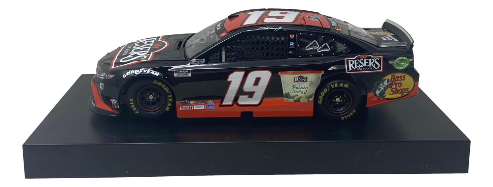 Martin Truex Jr. Signed 2021 NASCAR #19 Reser’s - 1:24 Premium Action ...