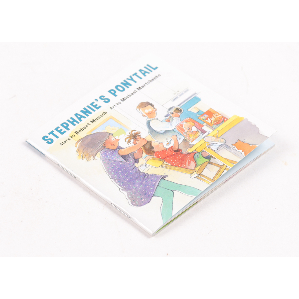 Robert Munsch Signed "Stephanie's Ponytail" Children's Book (Beckett) | Pristine Auction