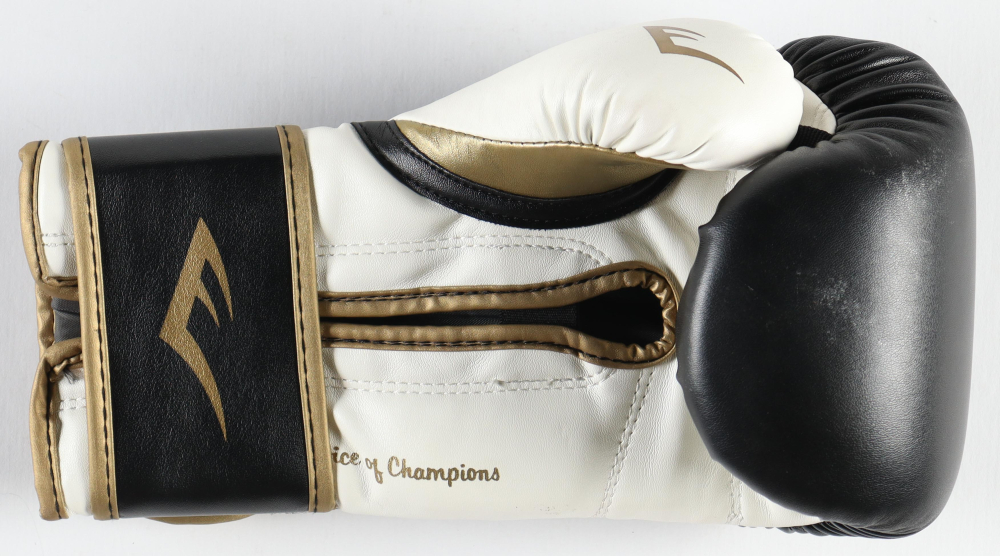 Mike Tyson Signed Everlast Professional Model Black and Gold Boxing ...