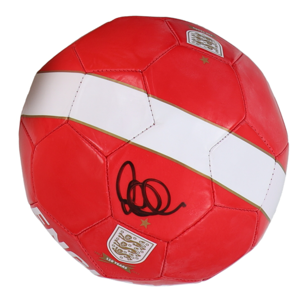 David Beckham England Logo Signed Soccer Ball (PSA) | Pristine Auction
