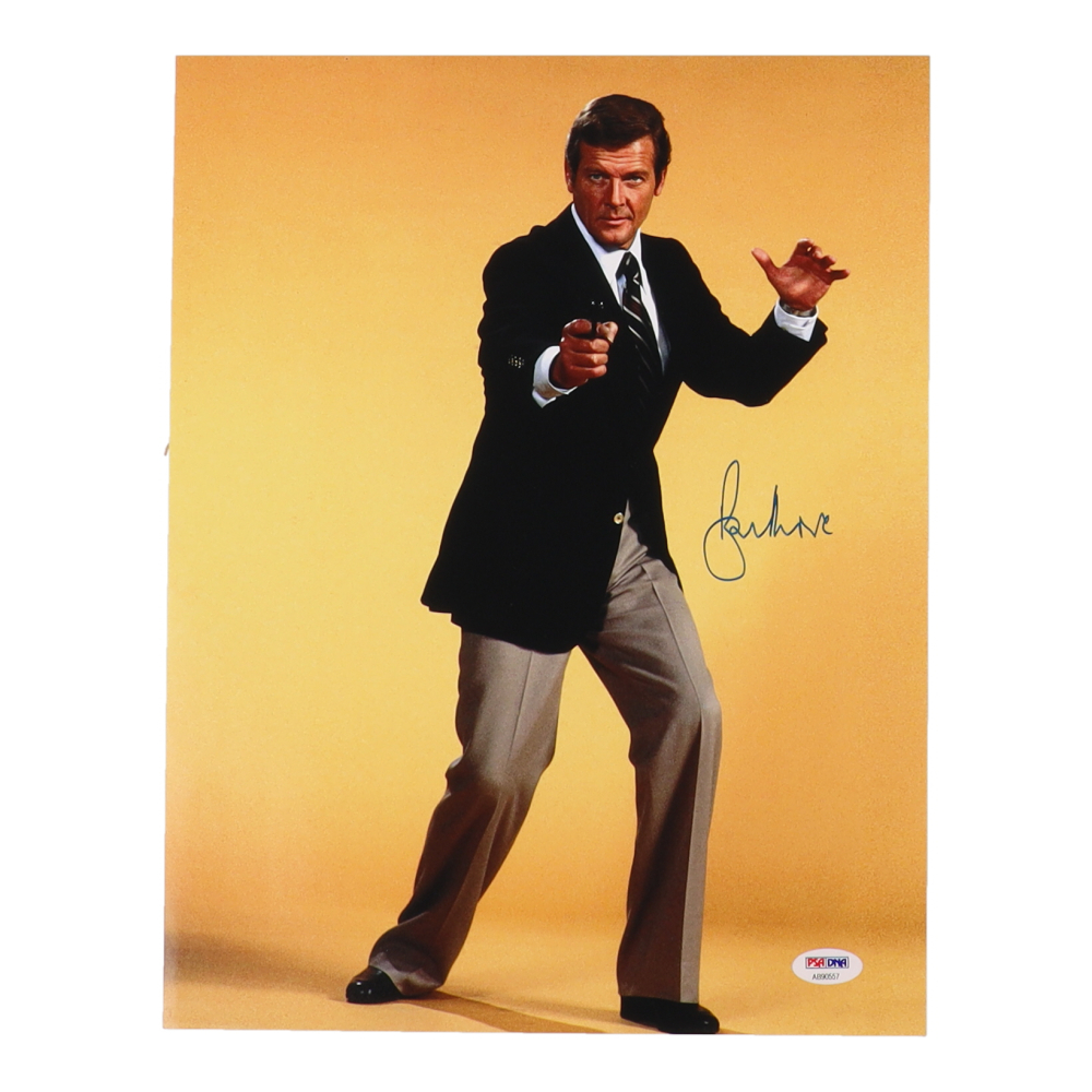 Roger Moore Signed "James Bond" 11x14 Photo (PSA) | Pristine Auction