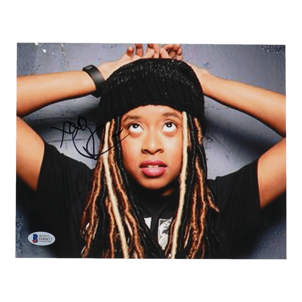 Phoebe Robinson Signed 8x10 Photo (Beckett) | Pristine Auction