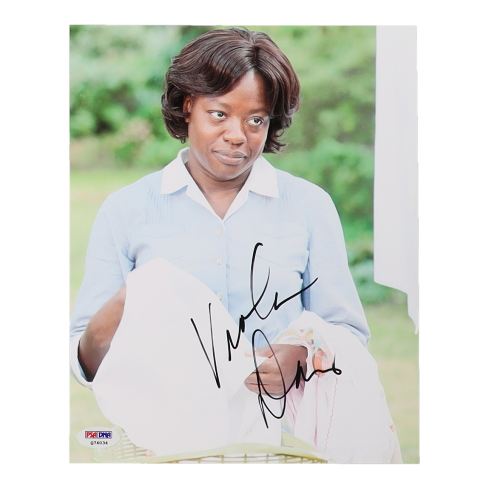Viola Davis Signed "The Help" 8x10 Photo (PSA) | Pristine Auction