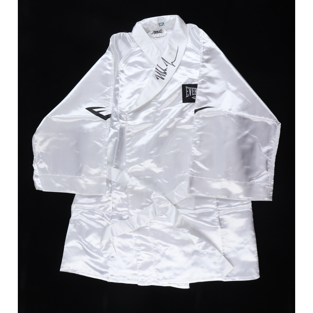 Mike Tyson Signed Everlast Boxing Robe (JSA & Tyson) | Pristine Auction