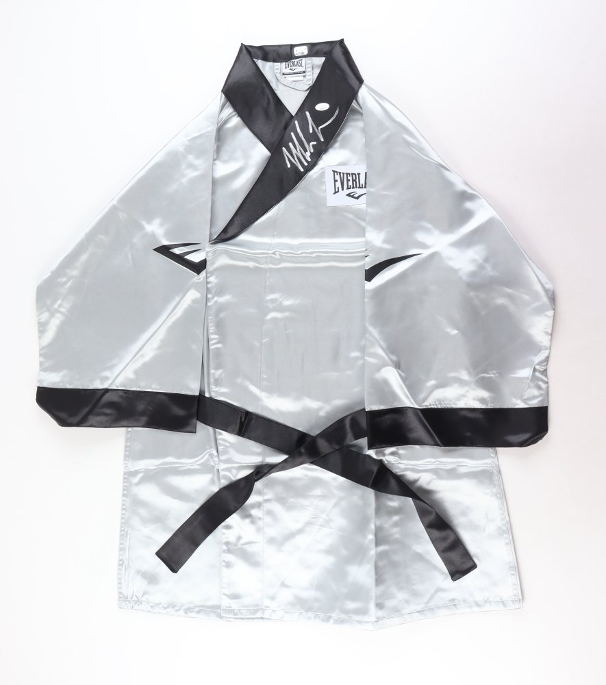 Mike Tyson Signed Everlast Boxing Robe (JSA & Tyson) | Pristine Auction