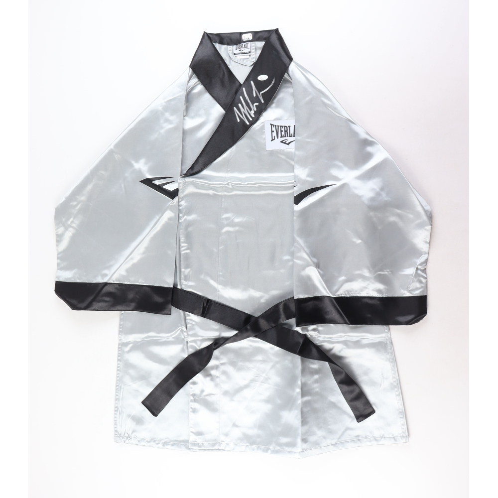 Mike Tyson Signed Everlast Boxing Robe (JSA & Tyson) | Pristine Auction