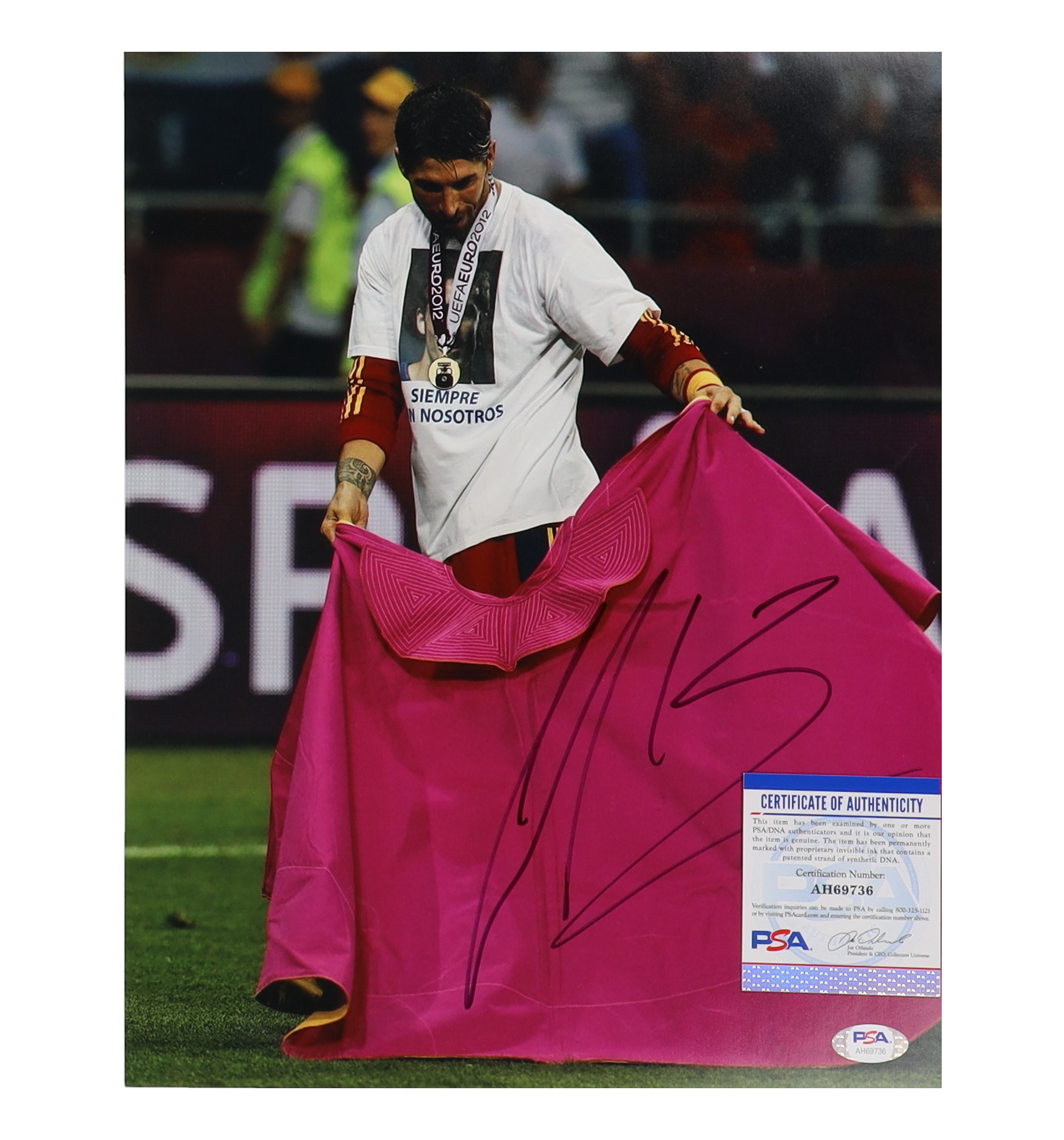 Sergio Ramos Signed Sevilla CF 11x14 Photo (PSA) | Pristine Auction