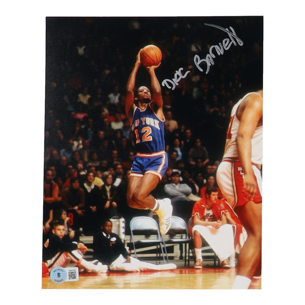 Dick Barnett Signed Knicks 8x10 Photo (Beckett) | Pristine Auction