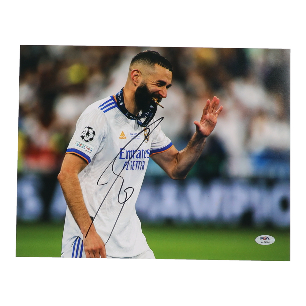Karim Benzema Signed Real Madrid CF 11x14 Photo (PSA) | Pristine Auction