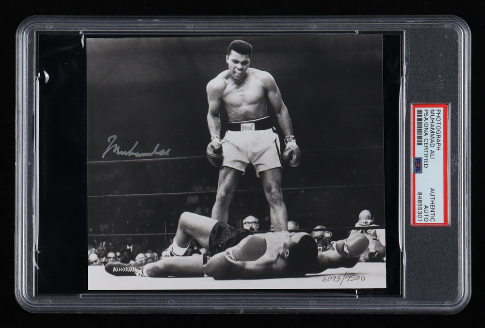 Muhammad Ali Signed LE 6x7 Photo (PSA) | Pristine Auction