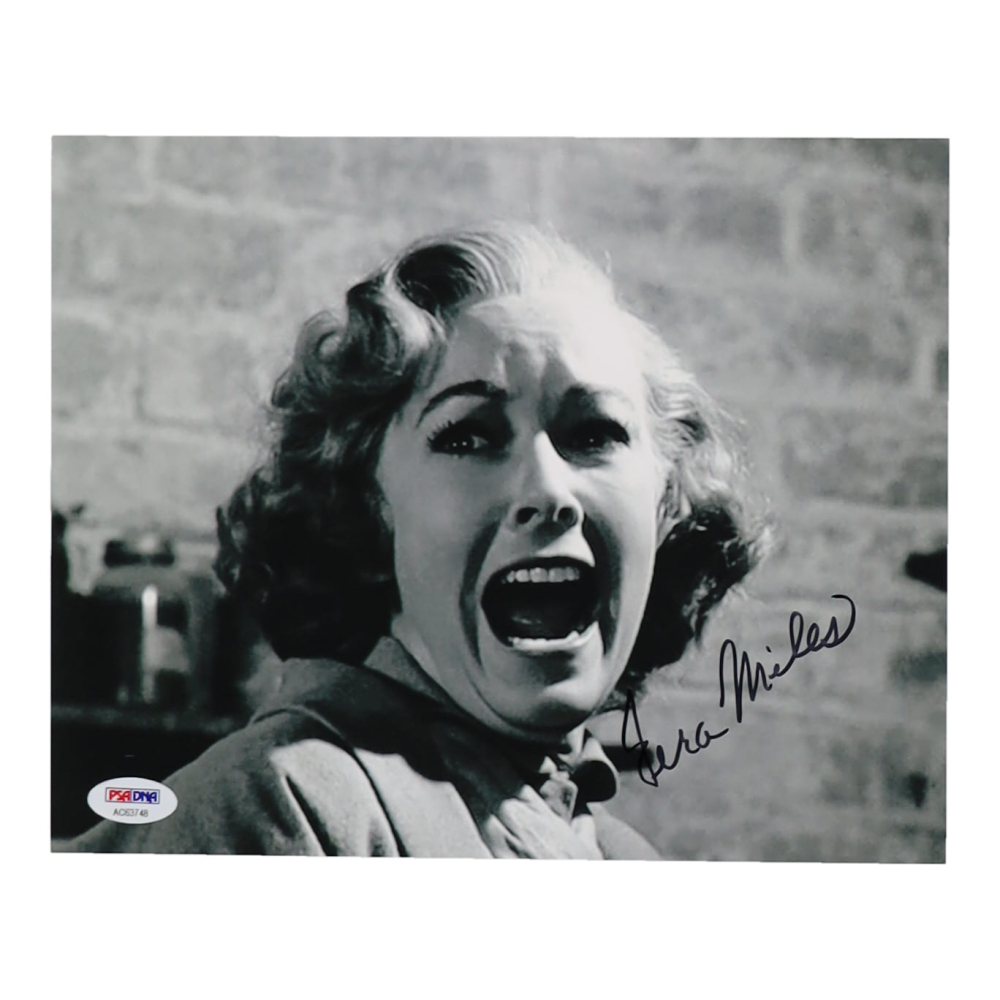 Vera Miles Signed "Psycho" 8x10 Photo (PSA) | Pristine Auction