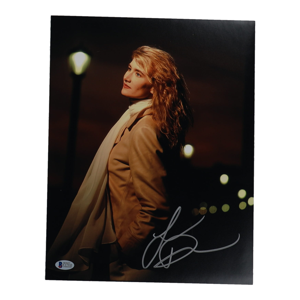Laura Dern Signed 11x14 Photo (Beckett) | Pristine Auction