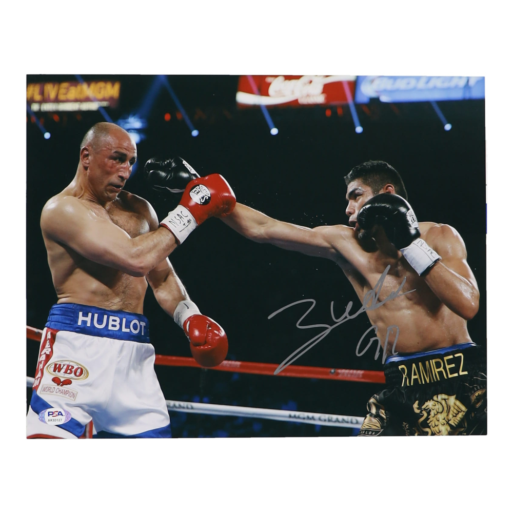 Gilberto Ramirez Signed 11x14 Photo (PSA) | Pristine Auction
