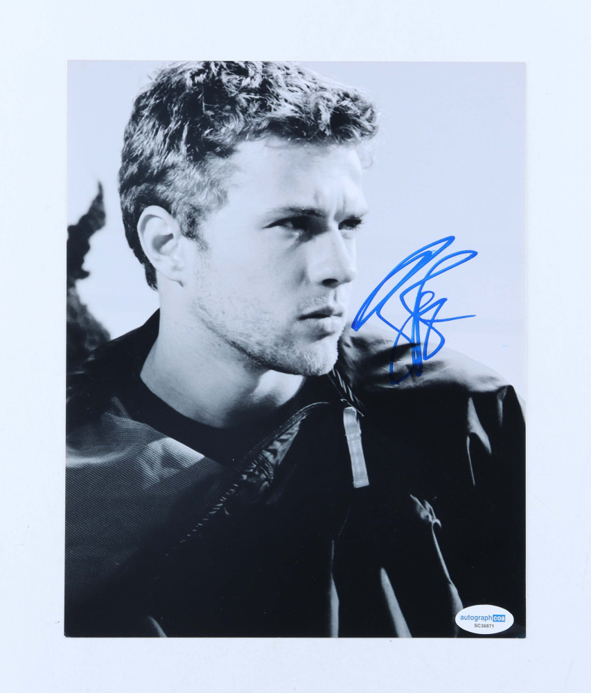 Ryan Phillippe Signed 8x10 Photo (AutographCOA) | Pristine Auction