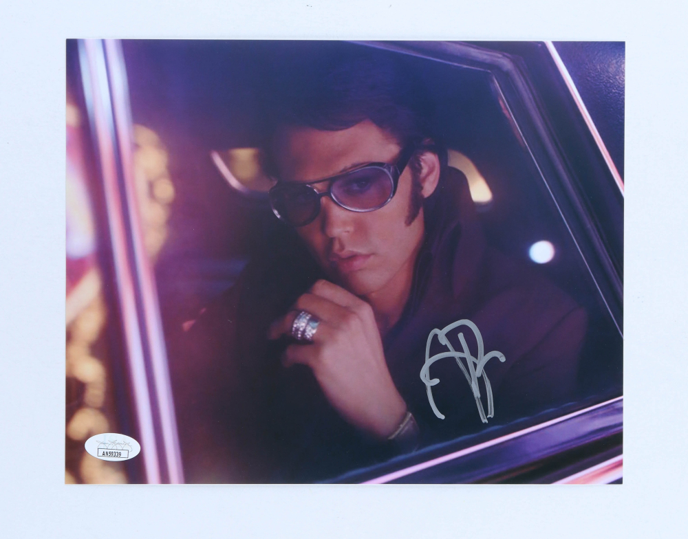 Austin Butler Signed "Elvis" 8x10 Photo (JSA) | Pristine Auction