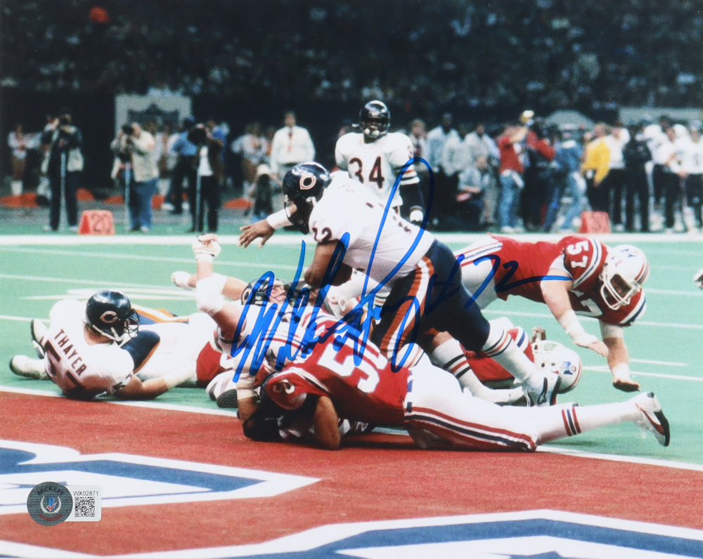William Perry Signed Bears 8x10 Photo (Beckett) | Pristine Auction