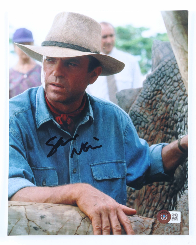 Sam Neill Signed "Jurassic Park" 8x10 Photo (Beckett) | Pristine Auction