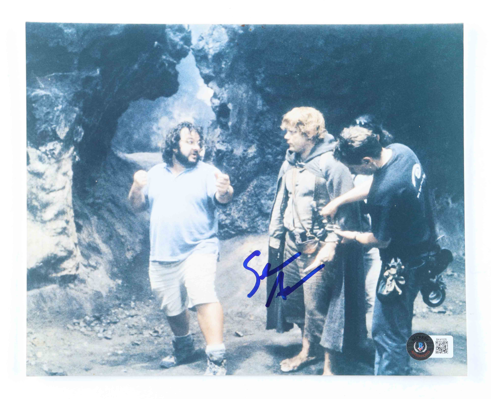 Sean Astin Signed "Lord of the Rings" 8x10 Photo (Beckett) | Pristine Auction