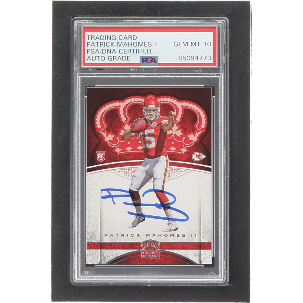 Patrick Mahomes II Signed 2017 Crown Royale #84 RC (PSA | Auto Grade 10 ...