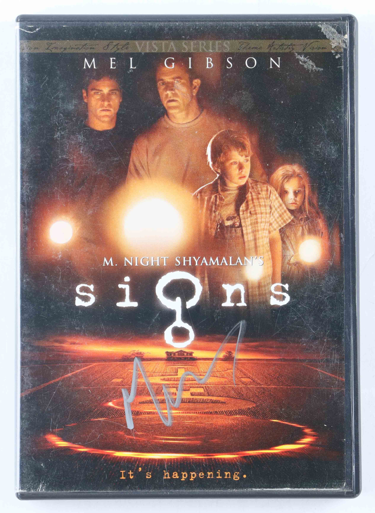 M. Night Shyamalan Signed "Signs" DVD Case (Beckett) | Pristine Auction