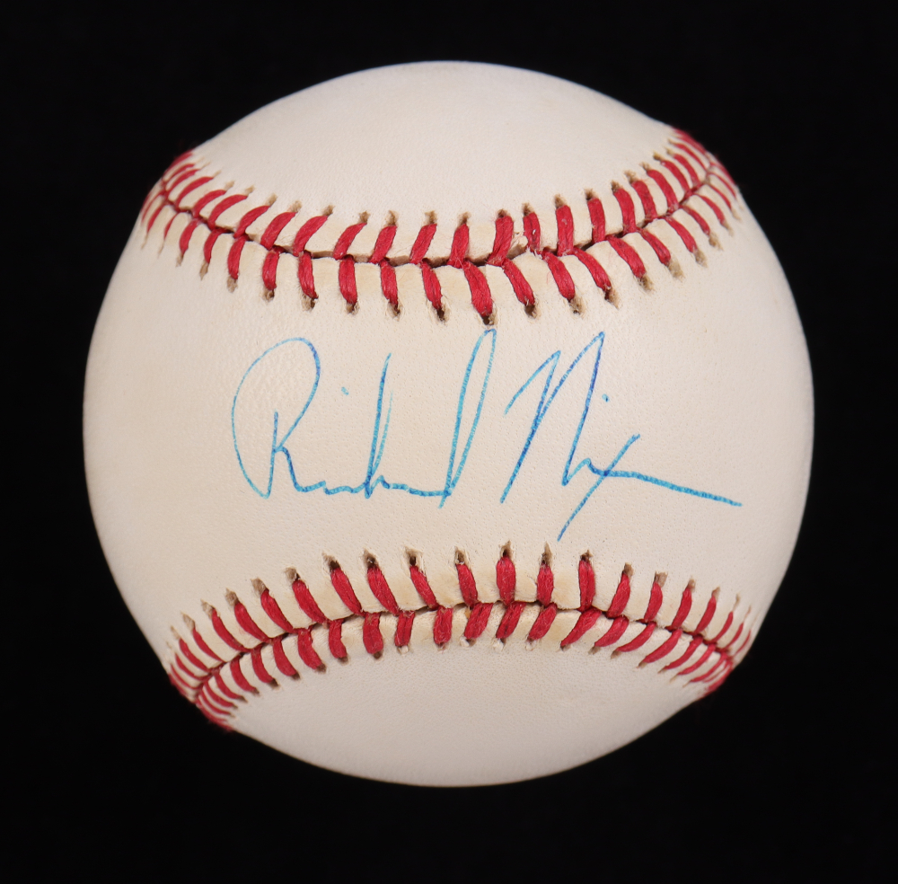 Richard Nixon Signed ONL Baseball with Sweet Spot Signature (Beckett ...