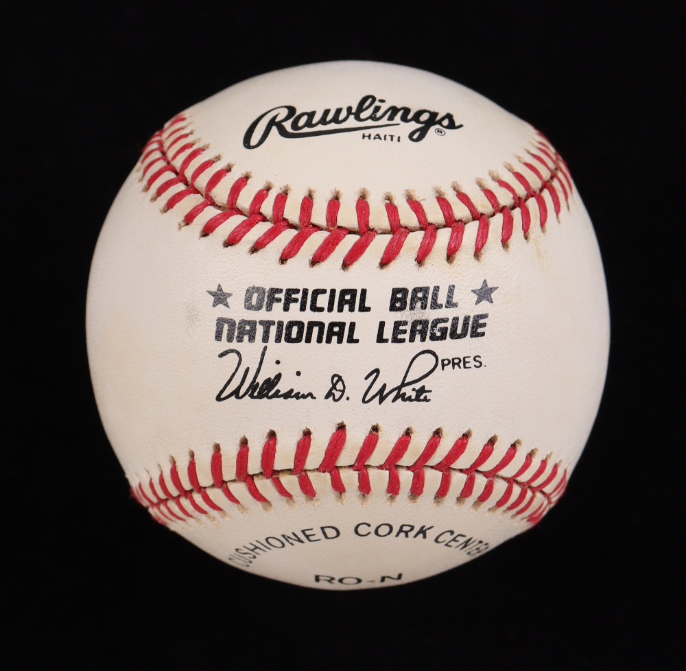 Richard Nixon Signed ONL Baseball with Sweet Spot Signature (Beckett ...