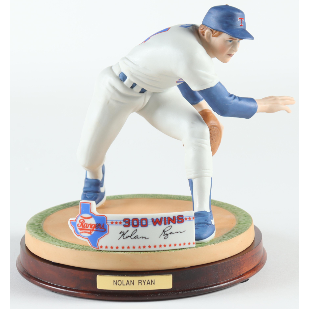 Nolan Ryan LE Rangers Figurine with Display Base & Original Packaging ...