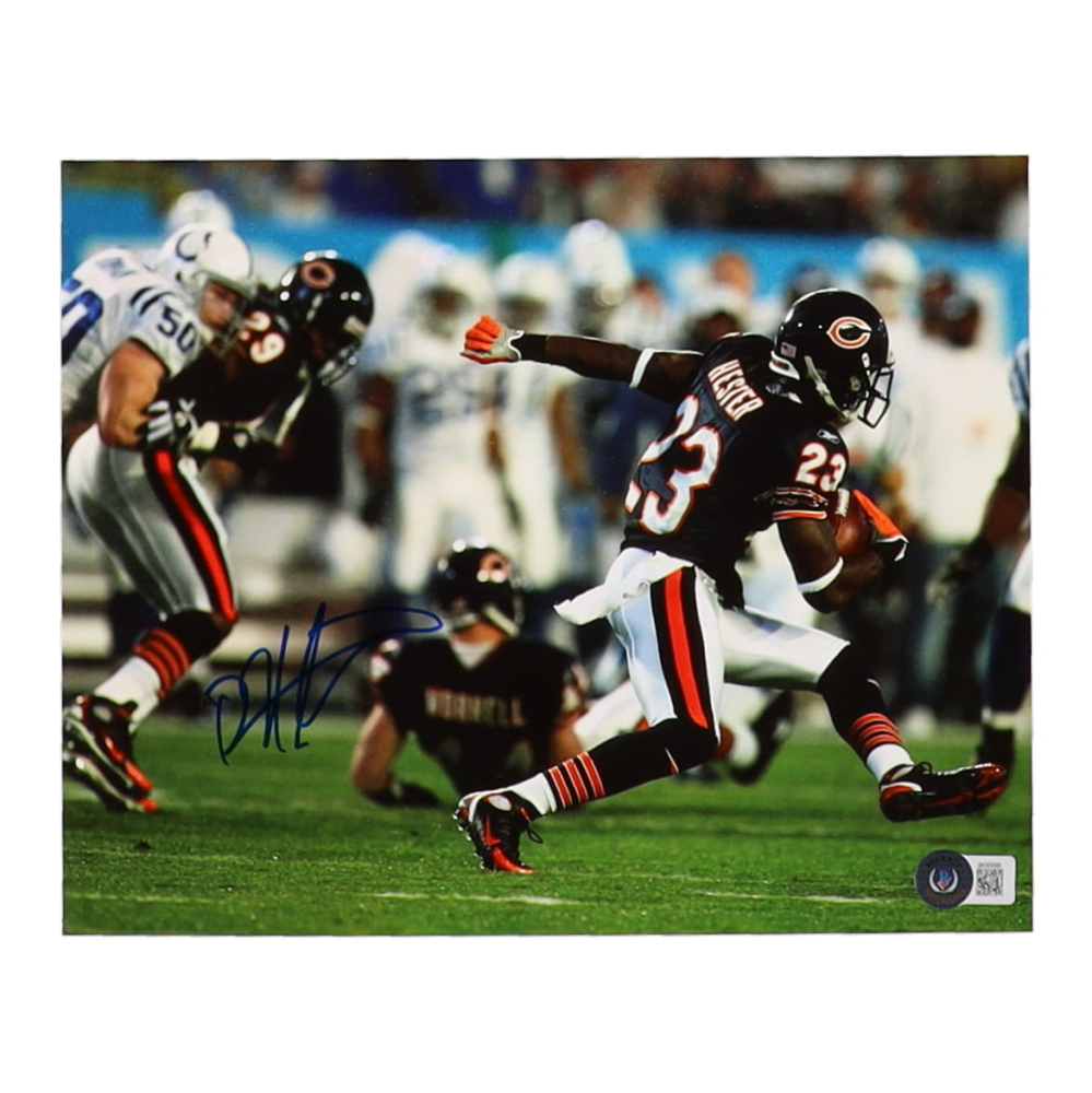 Devin Hester Signed Bears 8x10 Photo (Beckett) | Pristine Auction